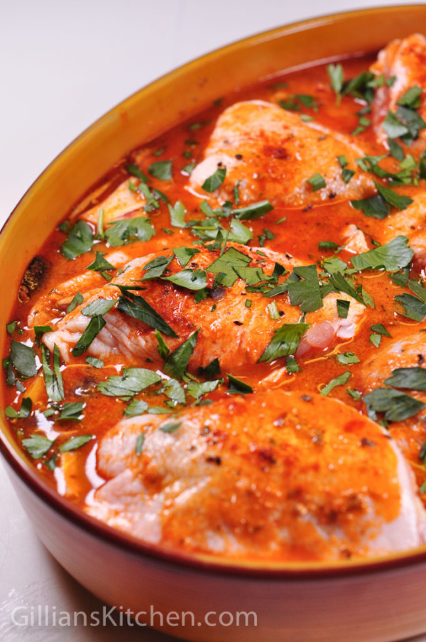 Red pesto chicken and rice one pot: Simple, No Fuss, Everyday Recipes